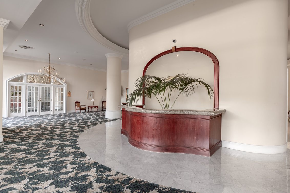 Carlton at the Club - 1327 E Keith Rd | Condos For Sale & Sold