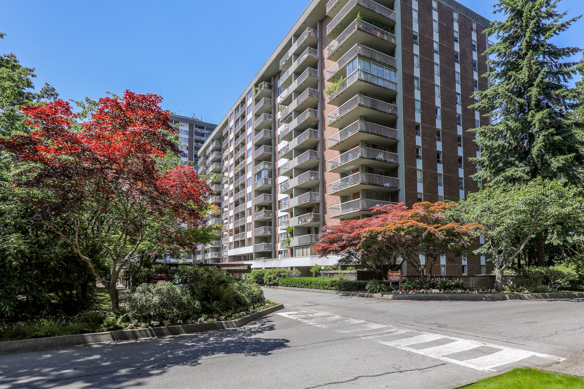 Pemberton Building at Woodcroft Estates - 2012 Fullerton | Listings & Sales