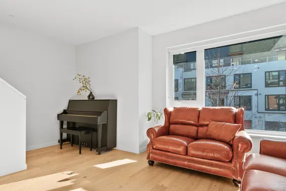 55 528 East 2Nd Street, North Vancouver - $1,699,000 | For Sale